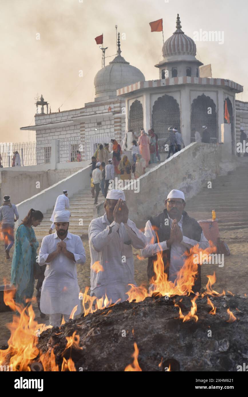 India, Rajasthan, Mukam, Samrathal Dora temple, ,Jambeshwar festival ...