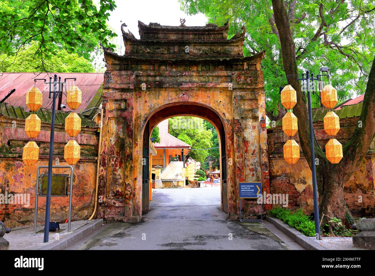 Imperial Citadel of Thang Long (Hoang Thanh Thang Long) Imperial ...