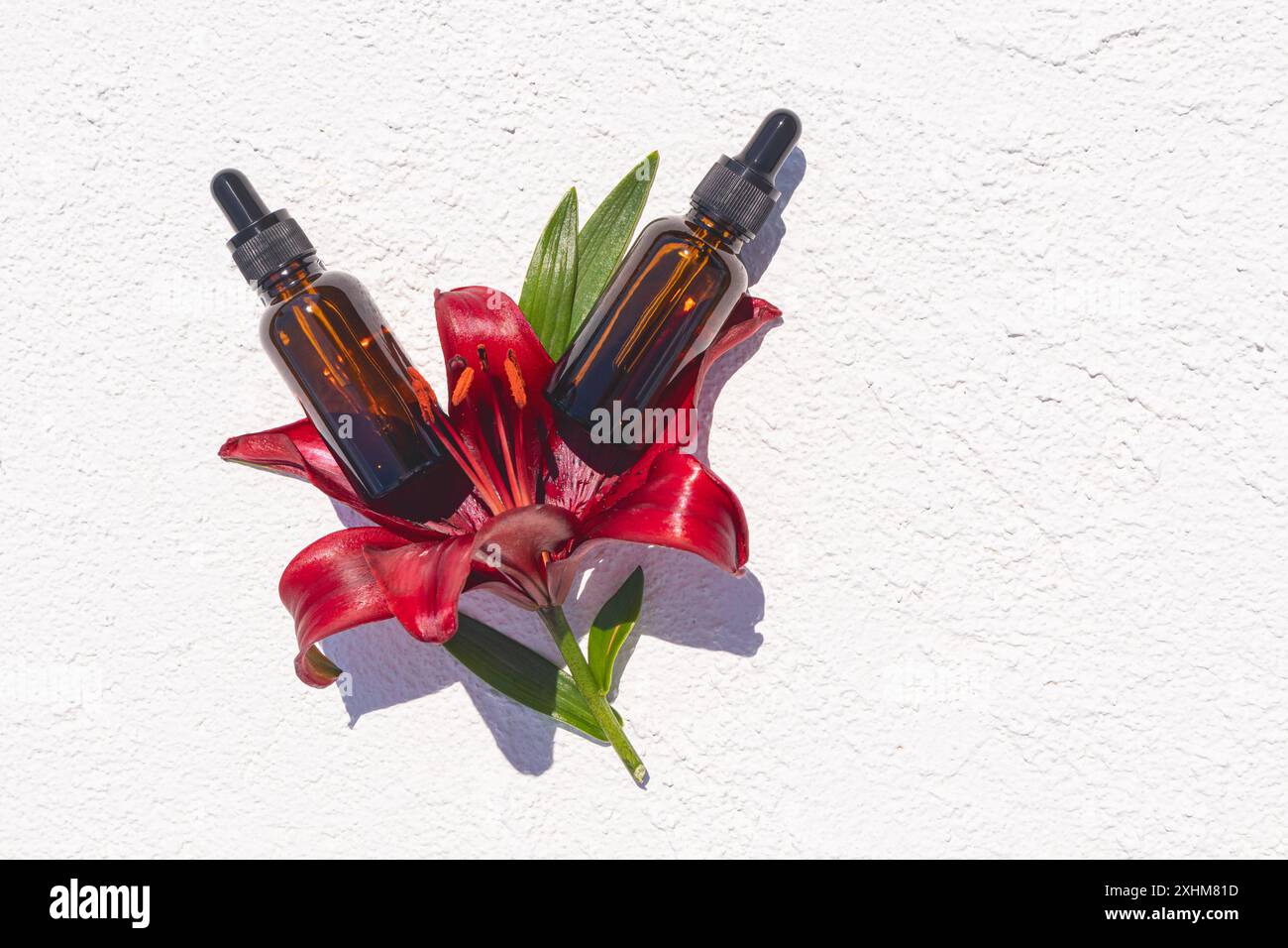Vitamin serum flower hi-res stock photography and images - Alamy