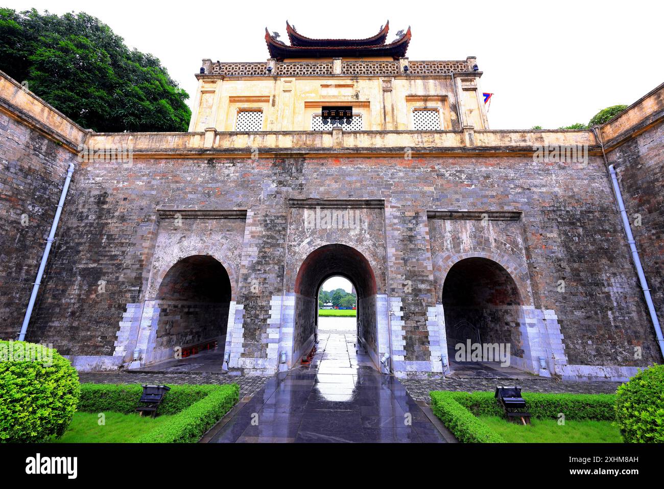 Imperial Citadel of Thang Long (Hoang Thanh Thang Long) Imperial ...