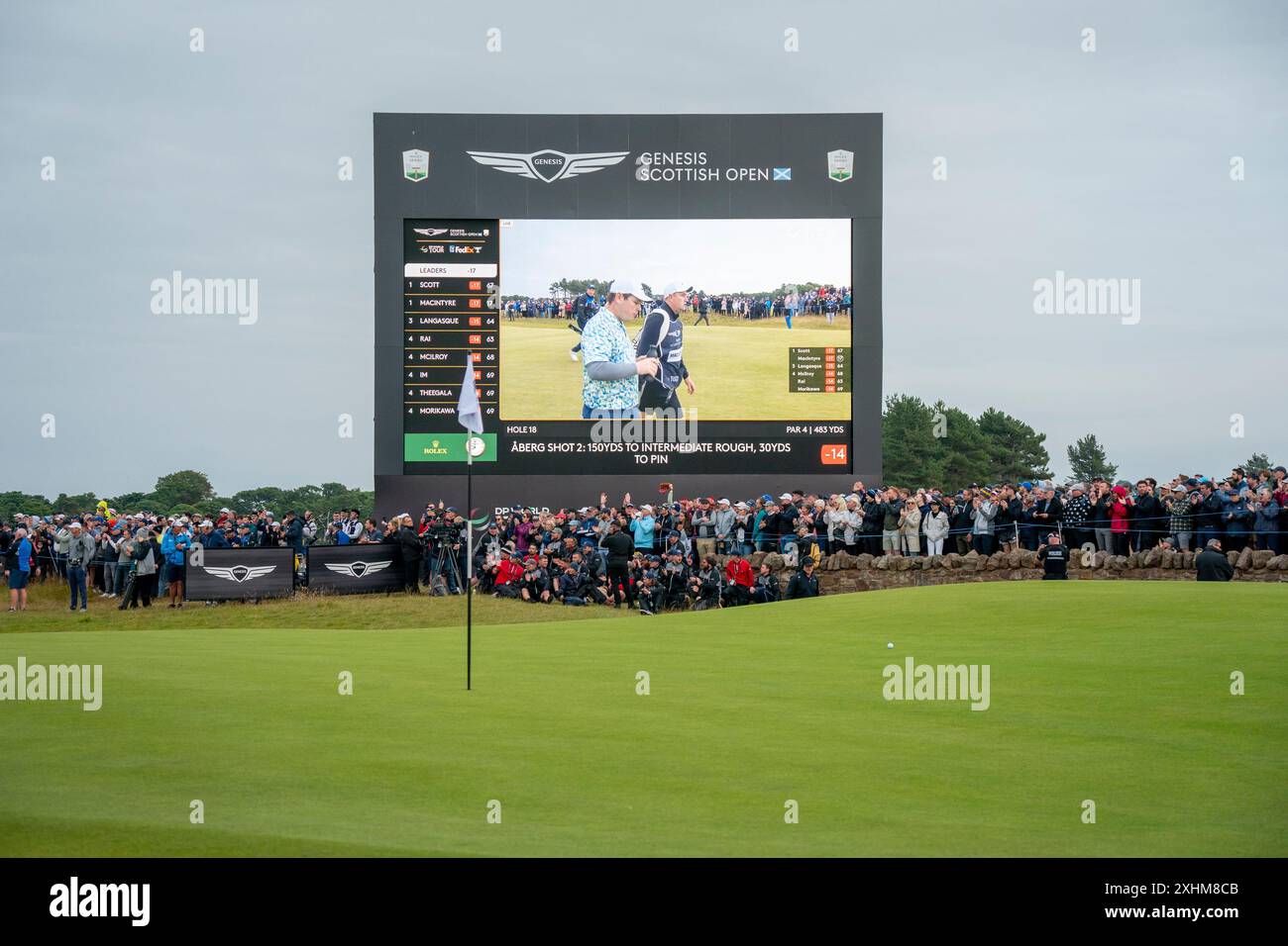 North Berwick, Scotland, UK. 13th July 2024. Scottish gofer Robert MacIntyre wins the Genesis ...