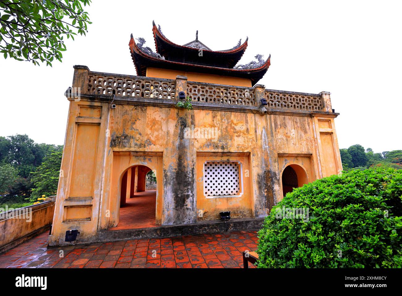 Imperial Citadel of Thang Long (Hoang Thanh Thang Long) Imperial ...
