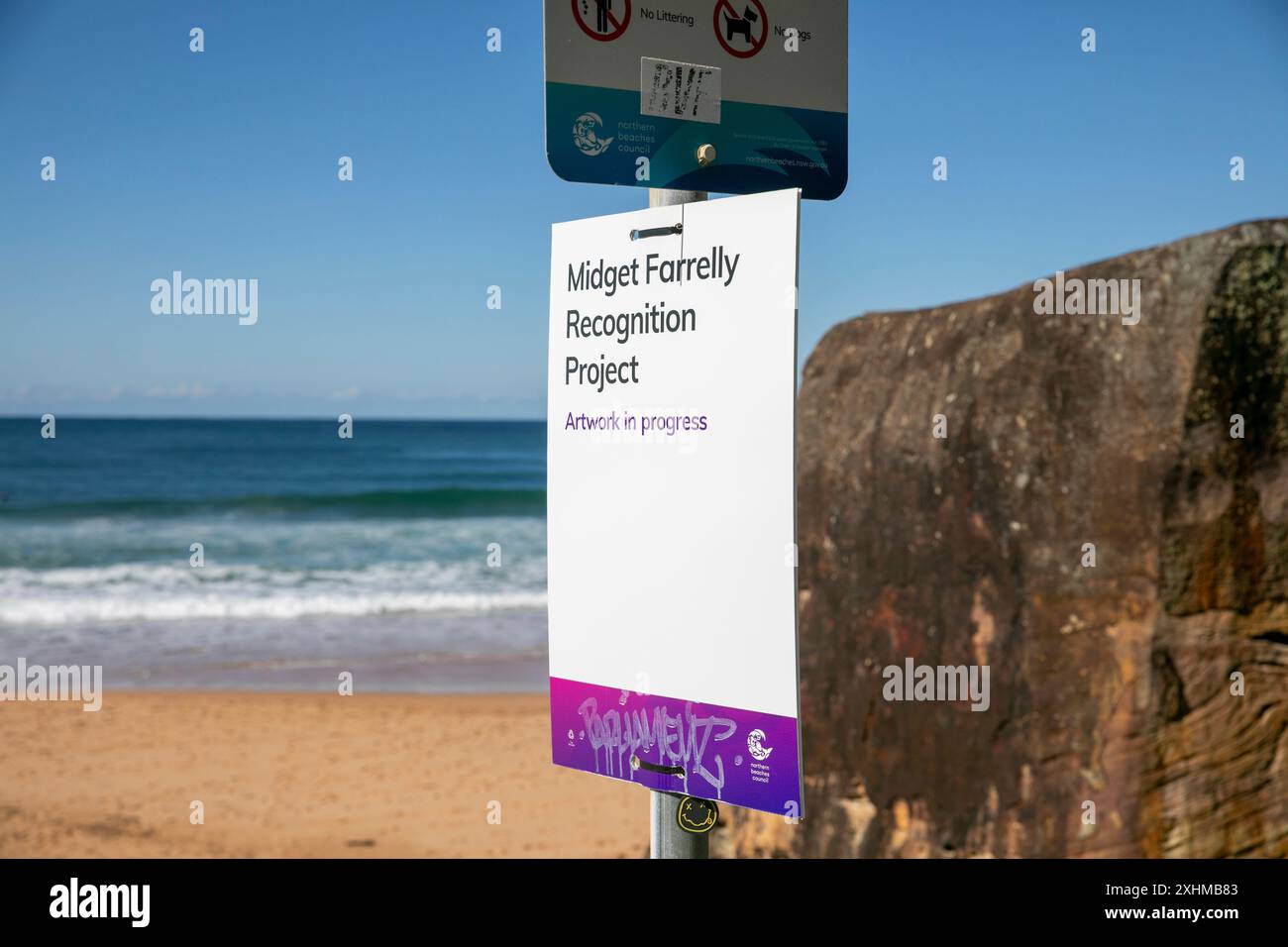 Bernard Midget Farrelly (1944-2016) was the first world surfing ...