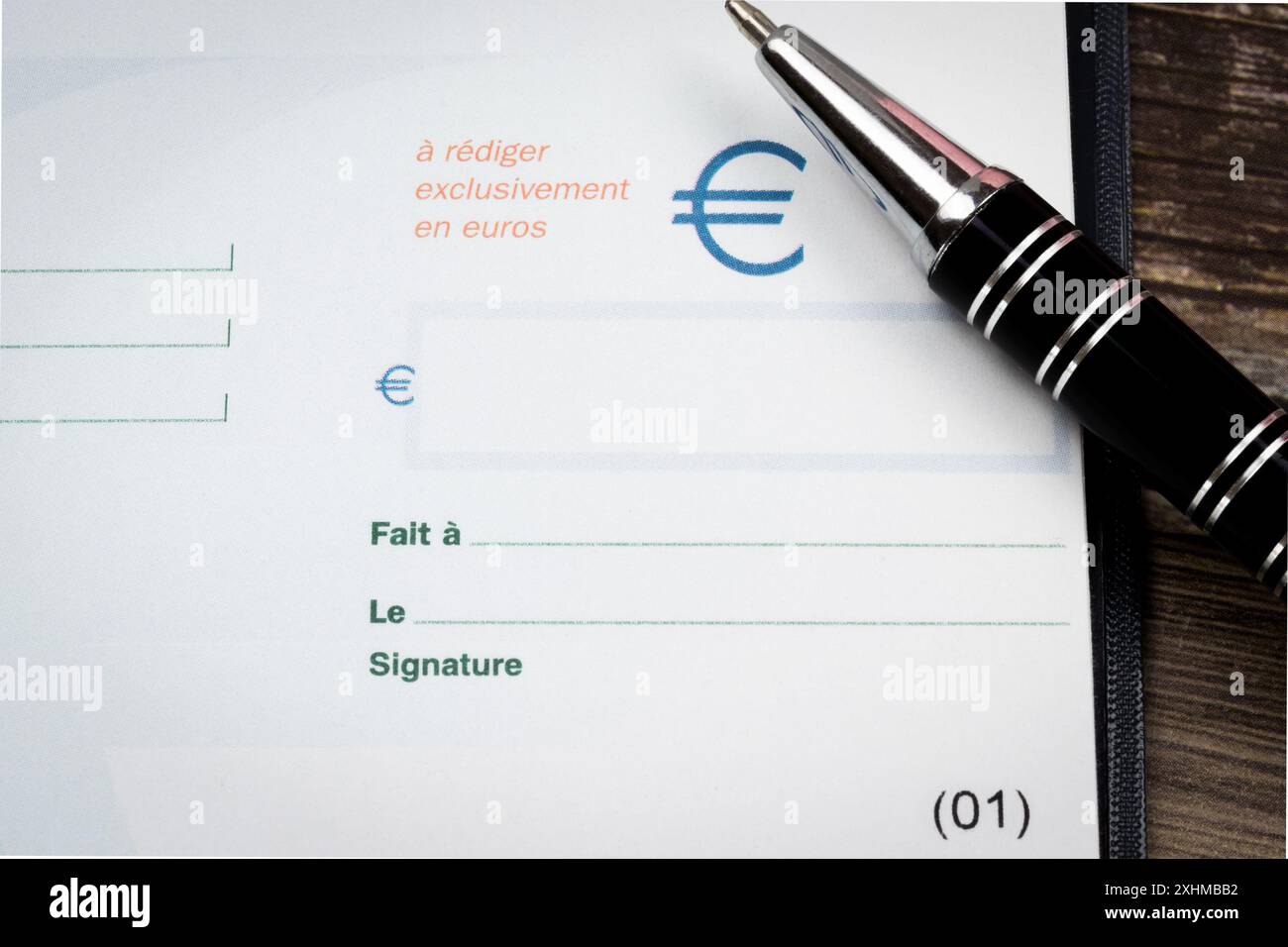 Bank check french hi-res stock photography and images - Alamy