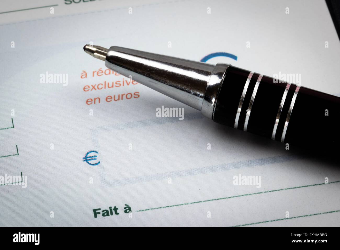 Bank check french hi-res stock photography and images - Alamy