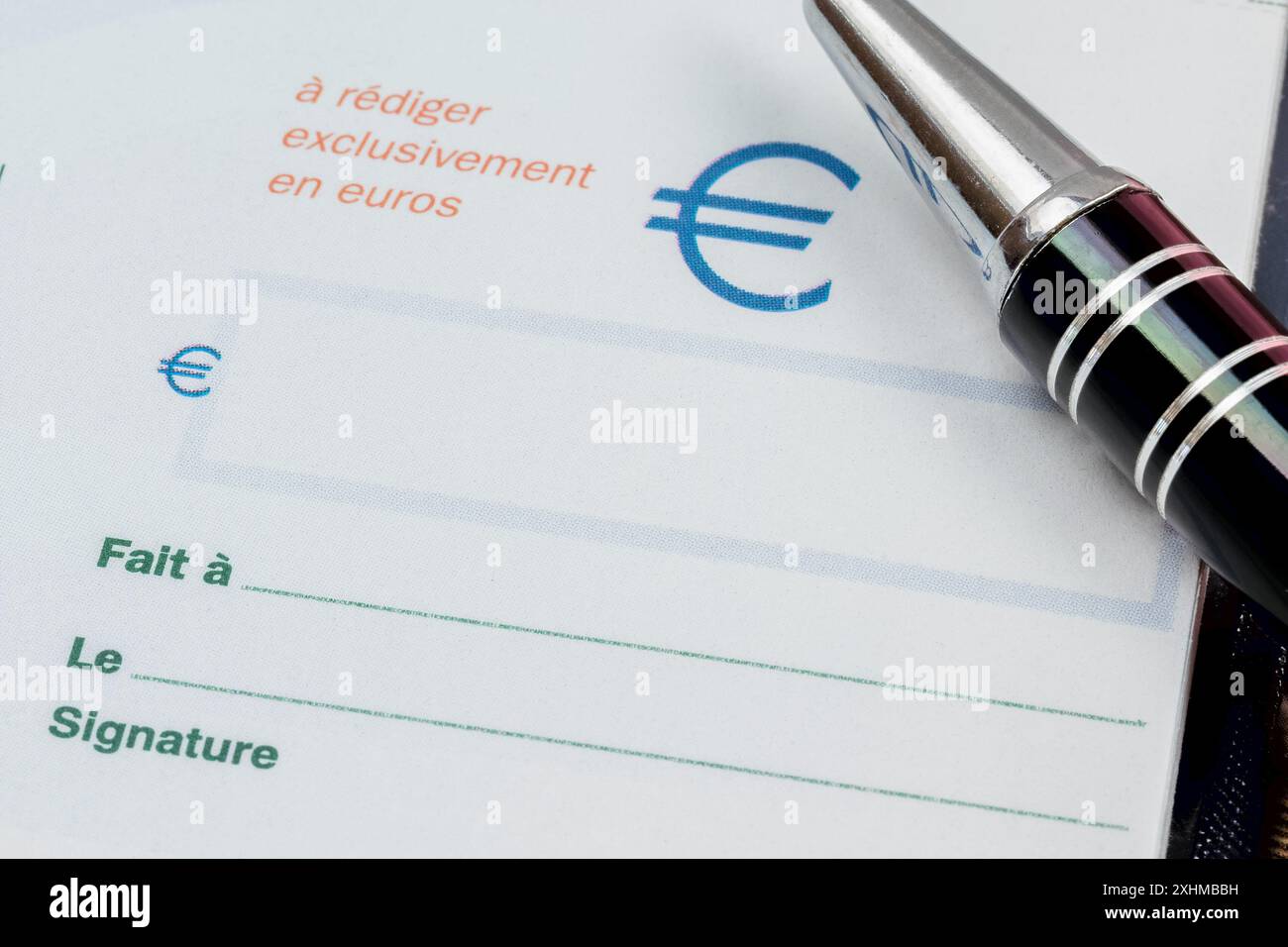 Bank check french hi-res stock photography and images - Alamy