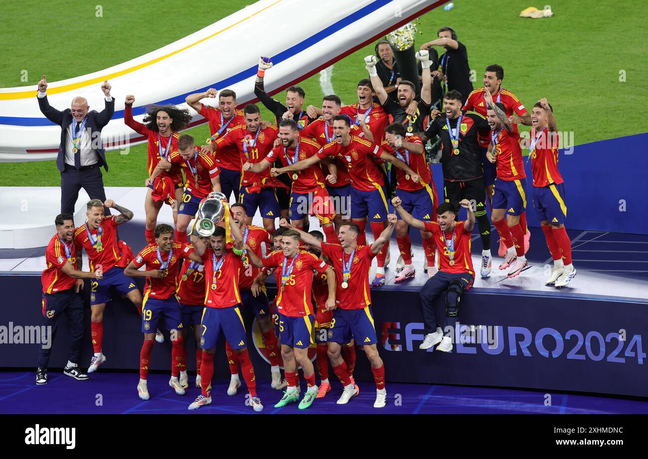 BERLIN, GERMANY - JULY 14: Alvaro Morata of Spain lifts the Henri ...