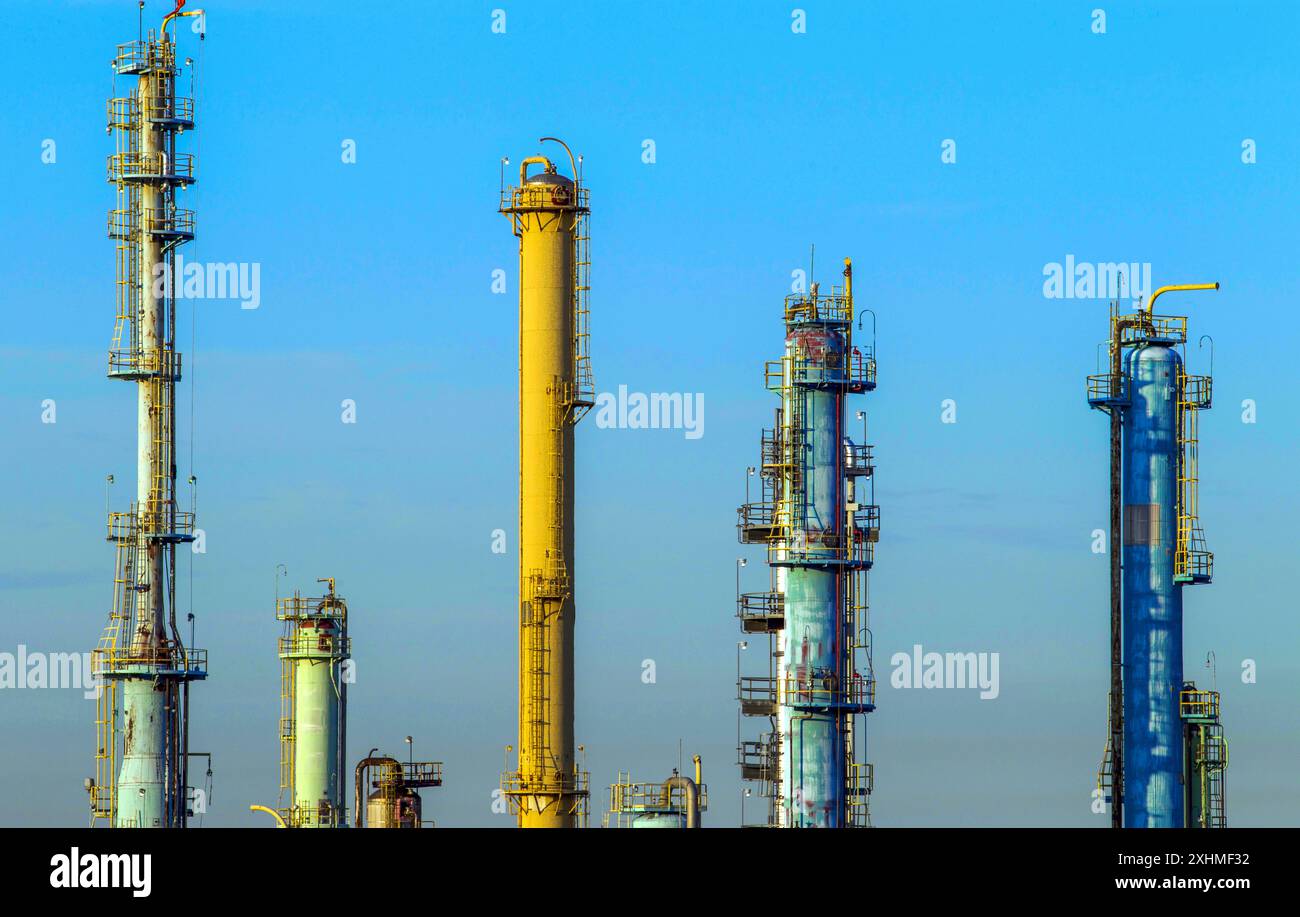 Cooling oil tank hi-res stock photography and images - Alamy