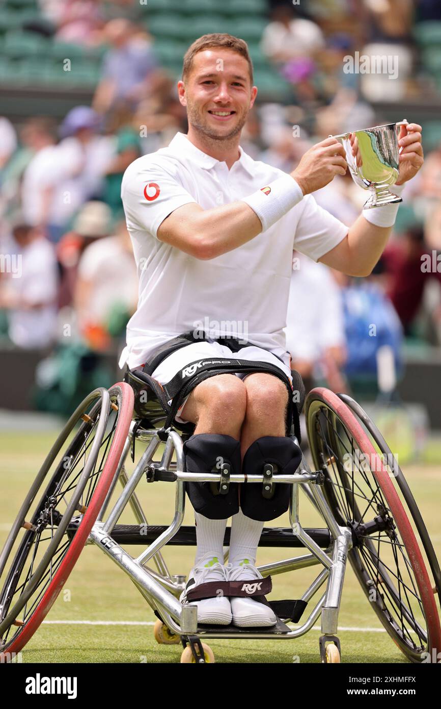 Alfie Hewett of Great Britain celebrates winning the mens wheelchair ...