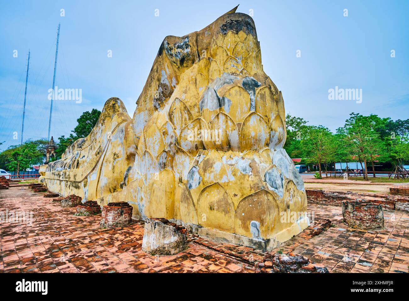 The giant statue of Reclining Buddha, named Wat Lokaya Sutha in ...