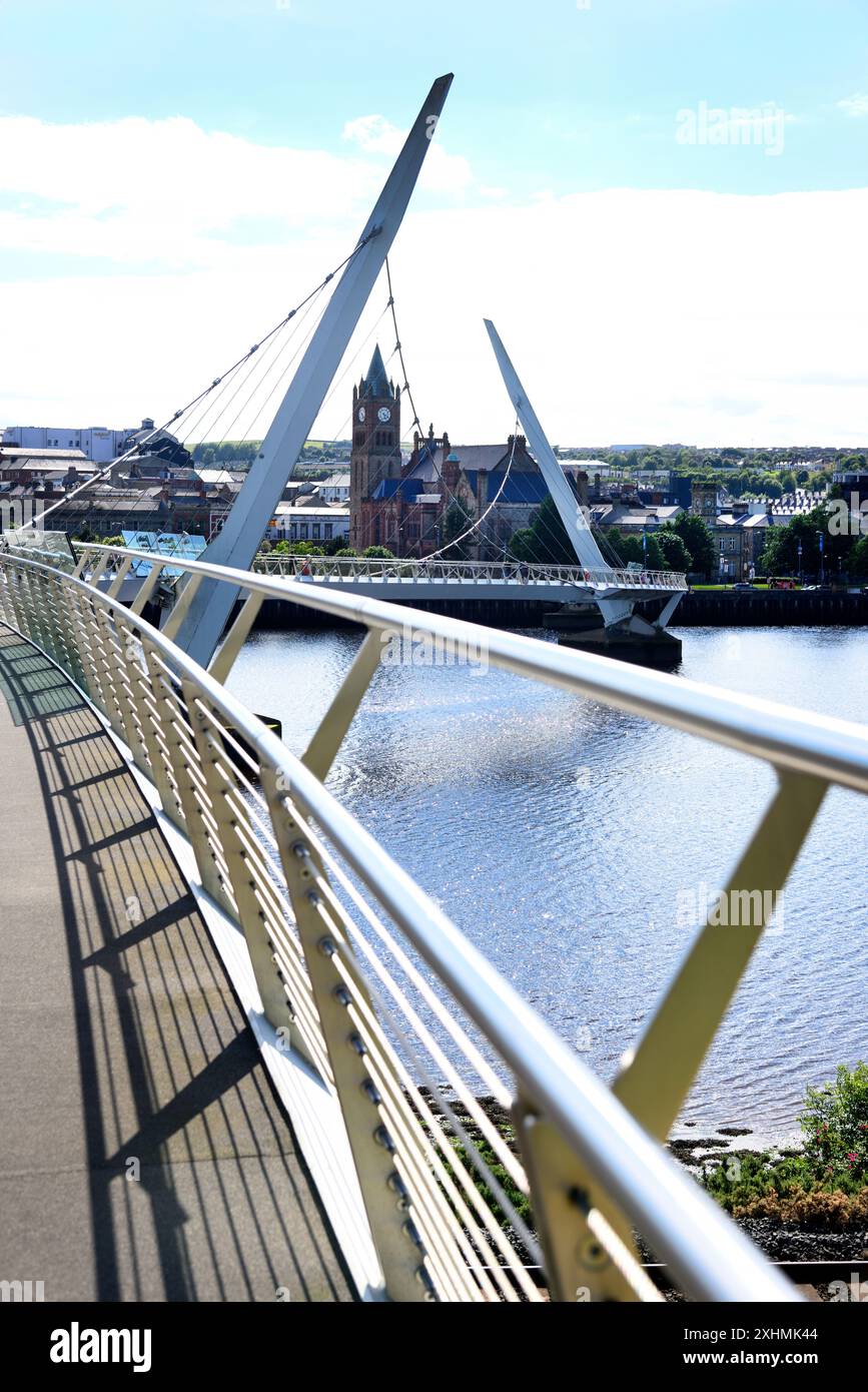 The Peace Bridge Derry Northern Ireland Stock Photo - Alamy