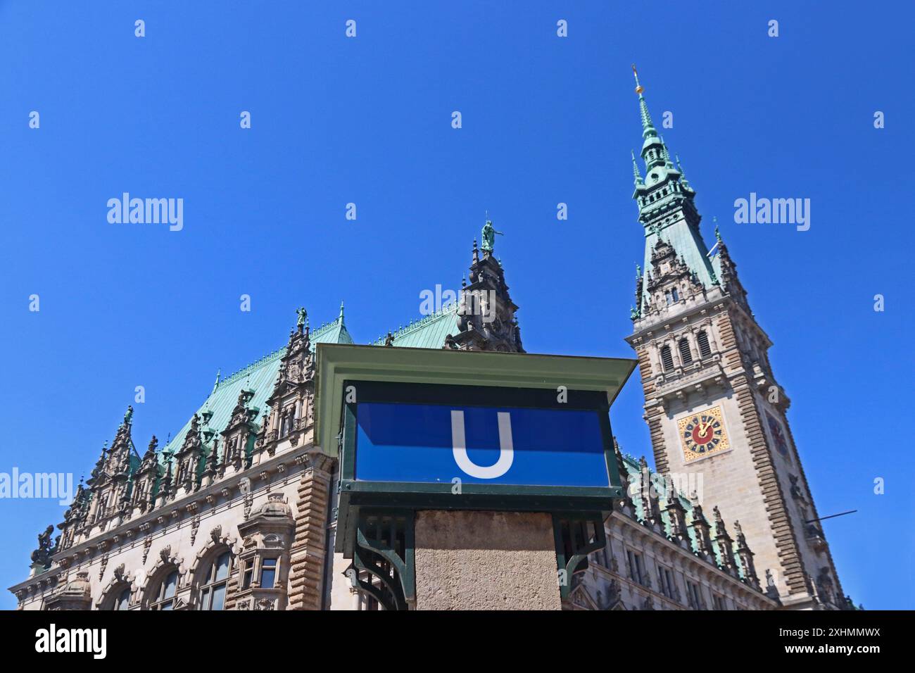 Railway station sign germany hi-res stock photography and images - Alamy