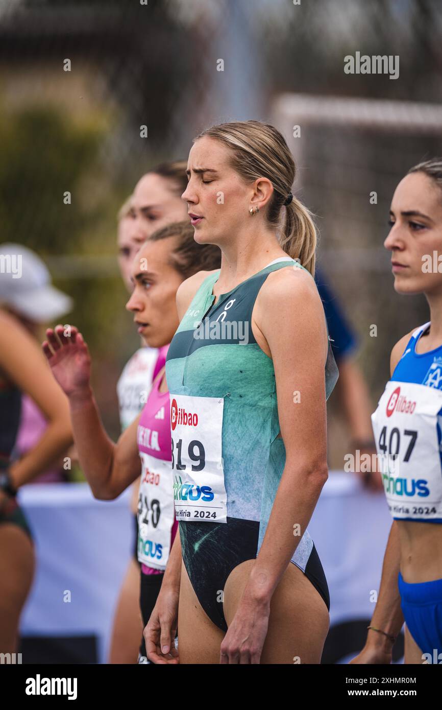 Maudie Skyring participating in the 5000 meters at the Bilbao 2024 ...