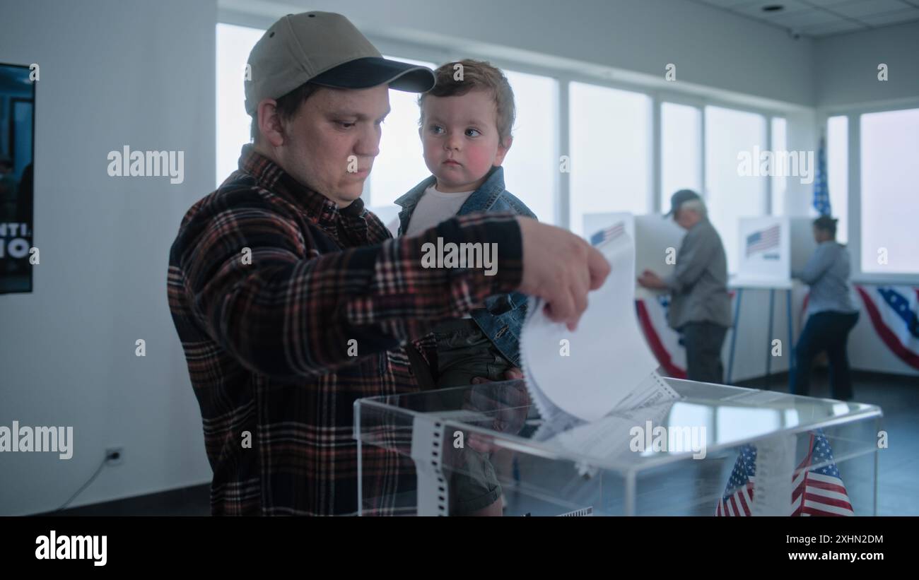 Male caucasian voter bulletin hi-res stock photography and images - Alamy