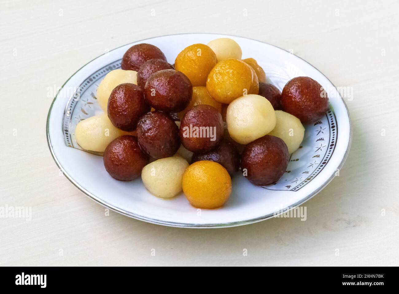 Bangladeshi sweets hi-res stock photography and images - Alamy