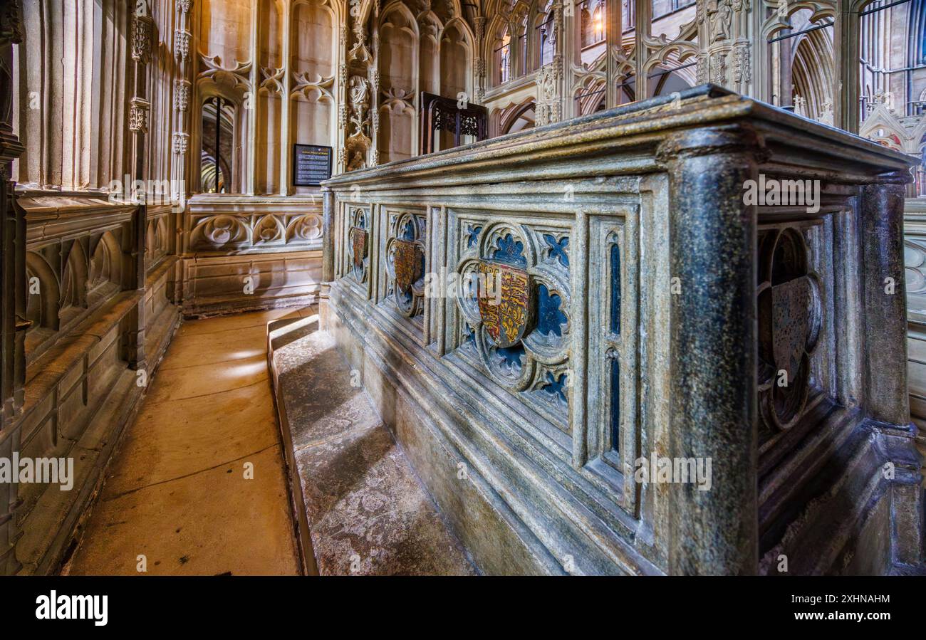 Tomb of Arthur, Prince of Wales, son of King Henry VII and Elizabeth of ...