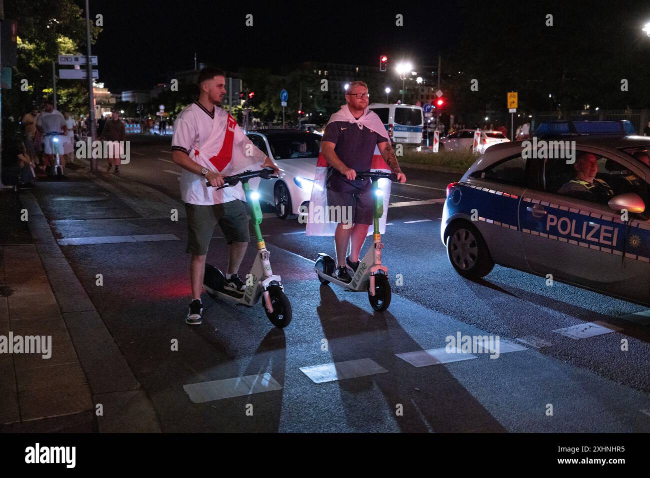 England fans leaving fan zone hi-res stock photography and images - Alamy