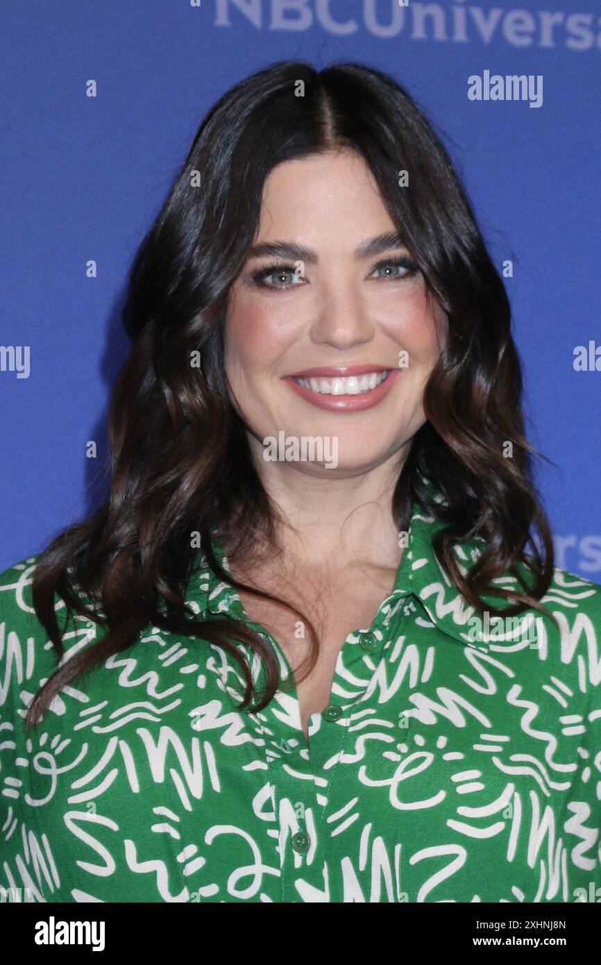 Debby wolfe hi-res stock photography and images - Alamy