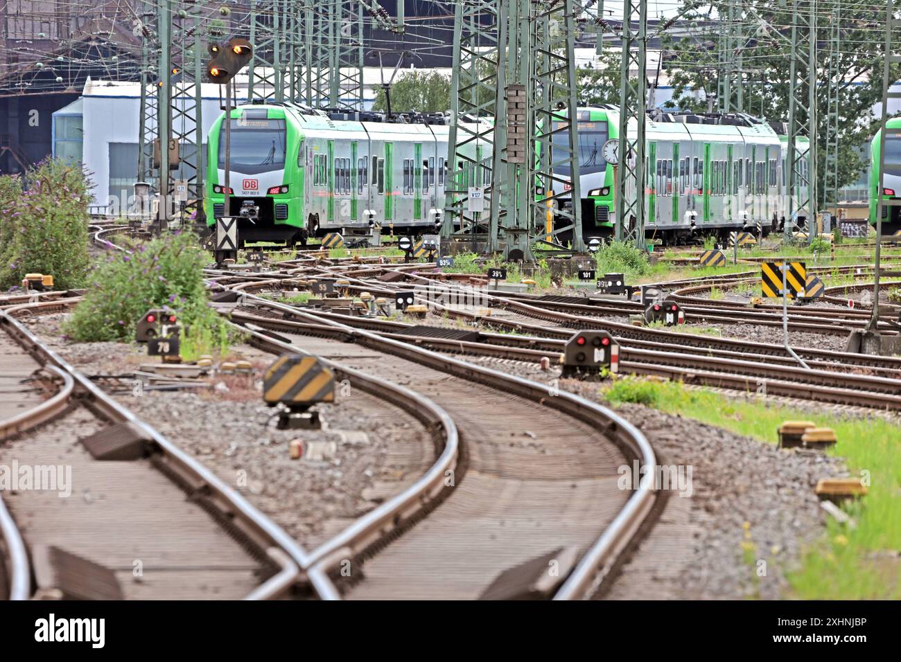 Extensive transport hub hi-res stock photography and images - Alamy