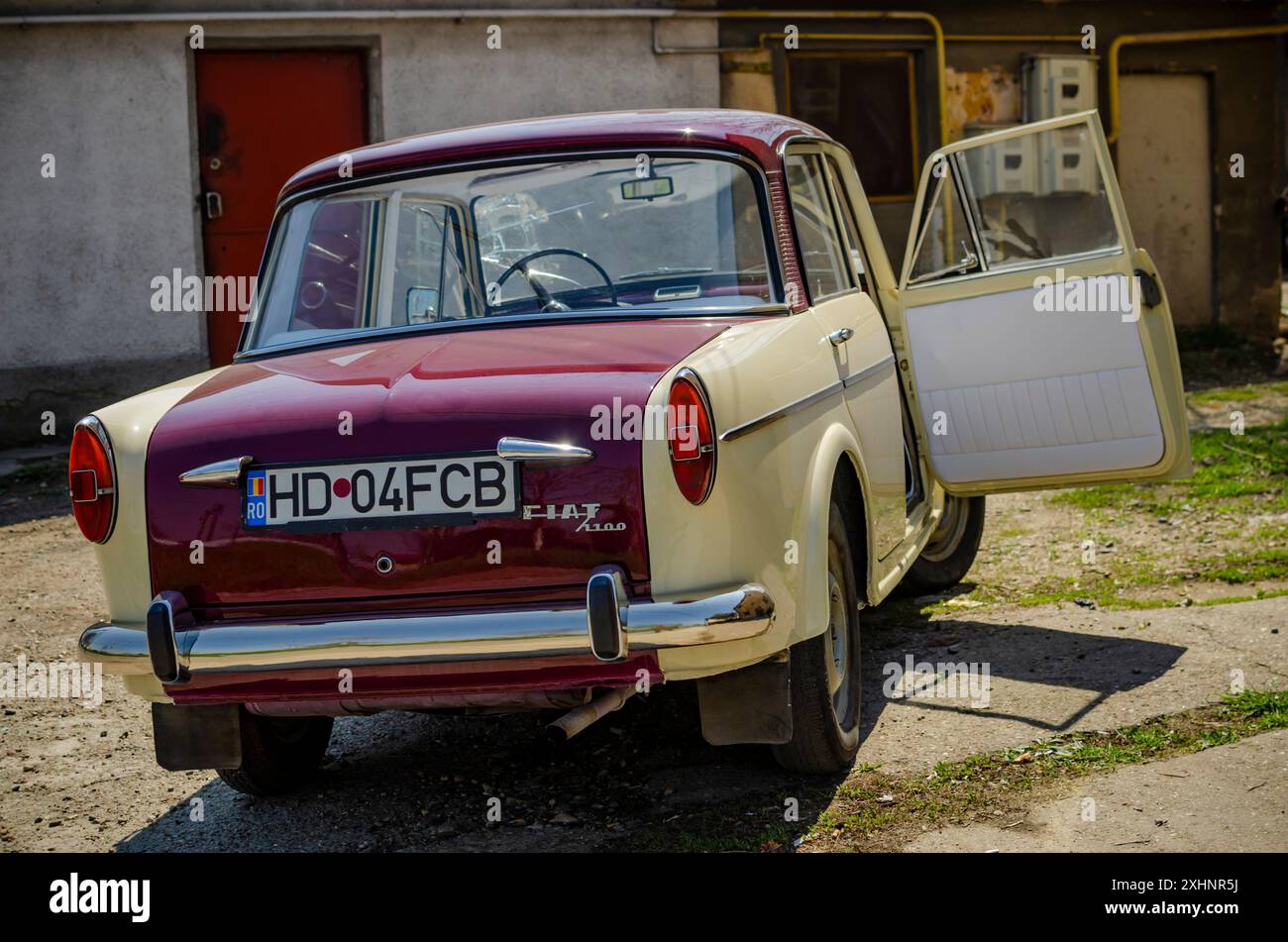 Romania car vehicle hi-res stock photography and images - Alamy