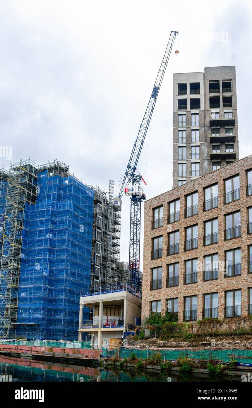 Construction work underway on a tower block adjacent to the Grand Union ...