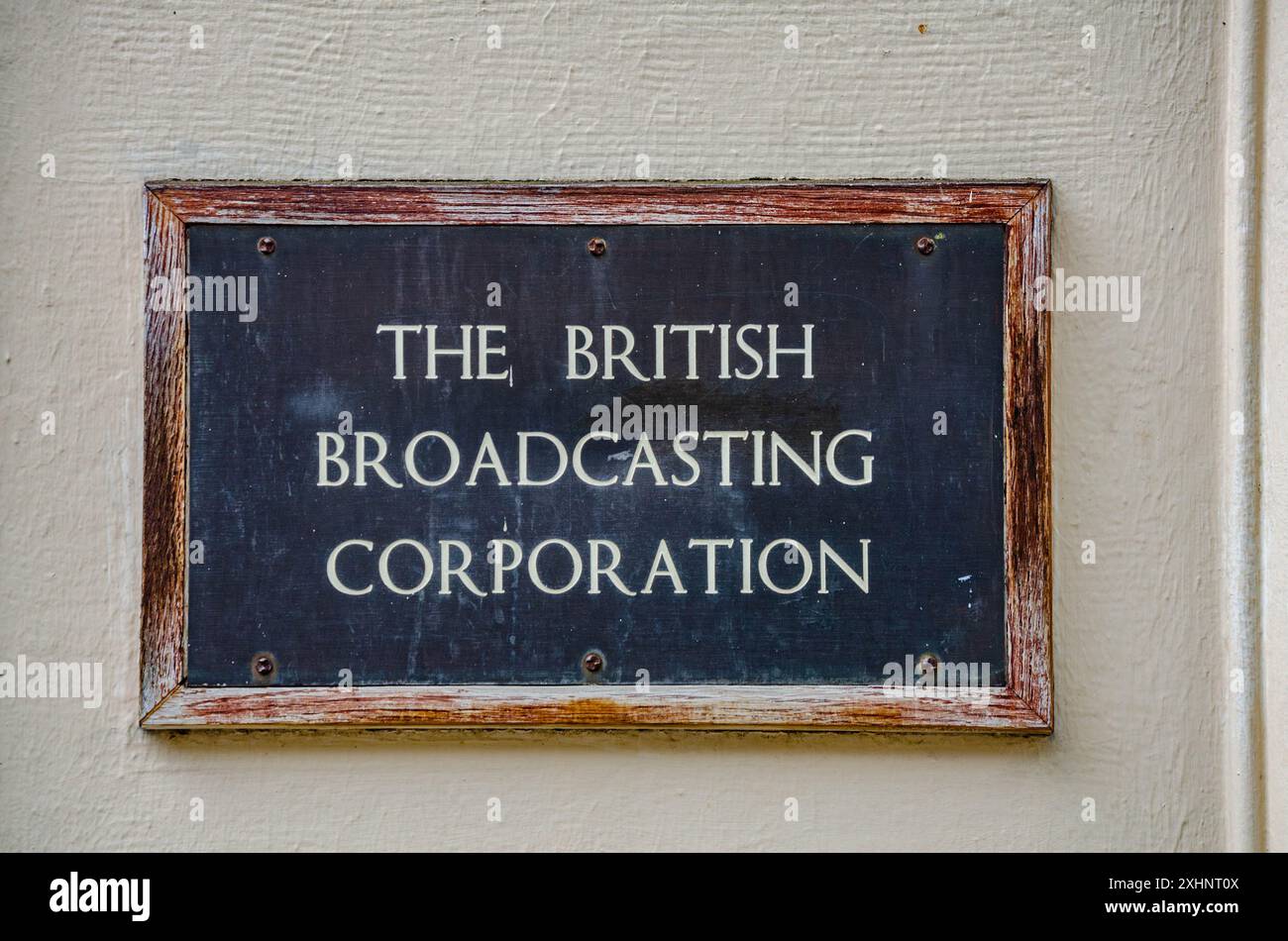A rectangular plaque on the wall of the BBC Maida Vale Studios in ...