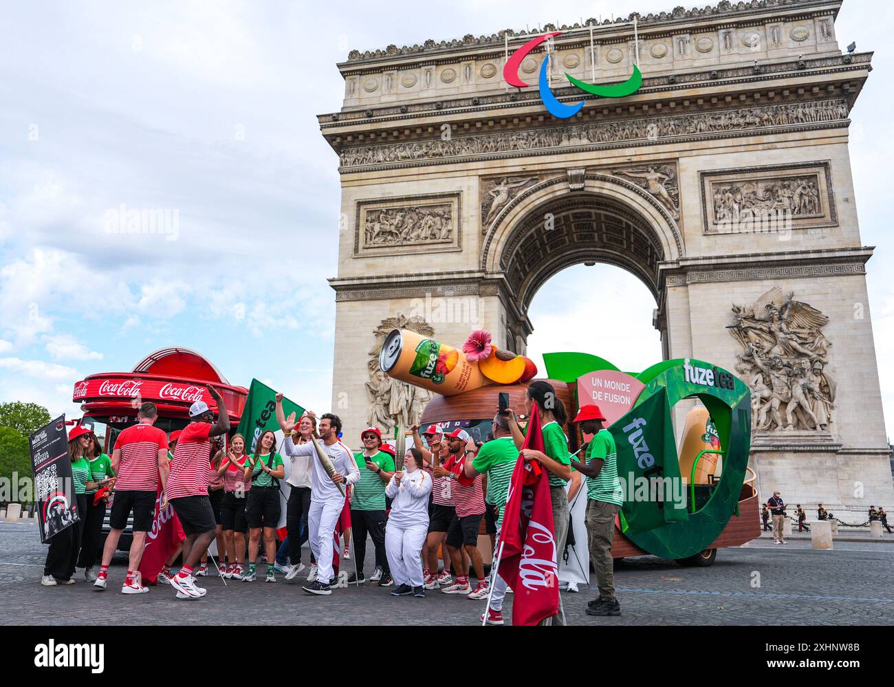 Bearer of the 2024 olympic torch relay hi-res stock photography and ...