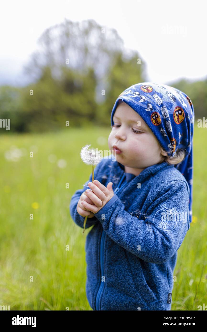 Altes blasen hi-res stock photography and images - Alamy