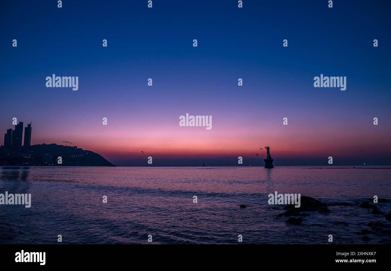 Landscape view of sunrise in Haeundae beach, Busan, South Korea Stock ...