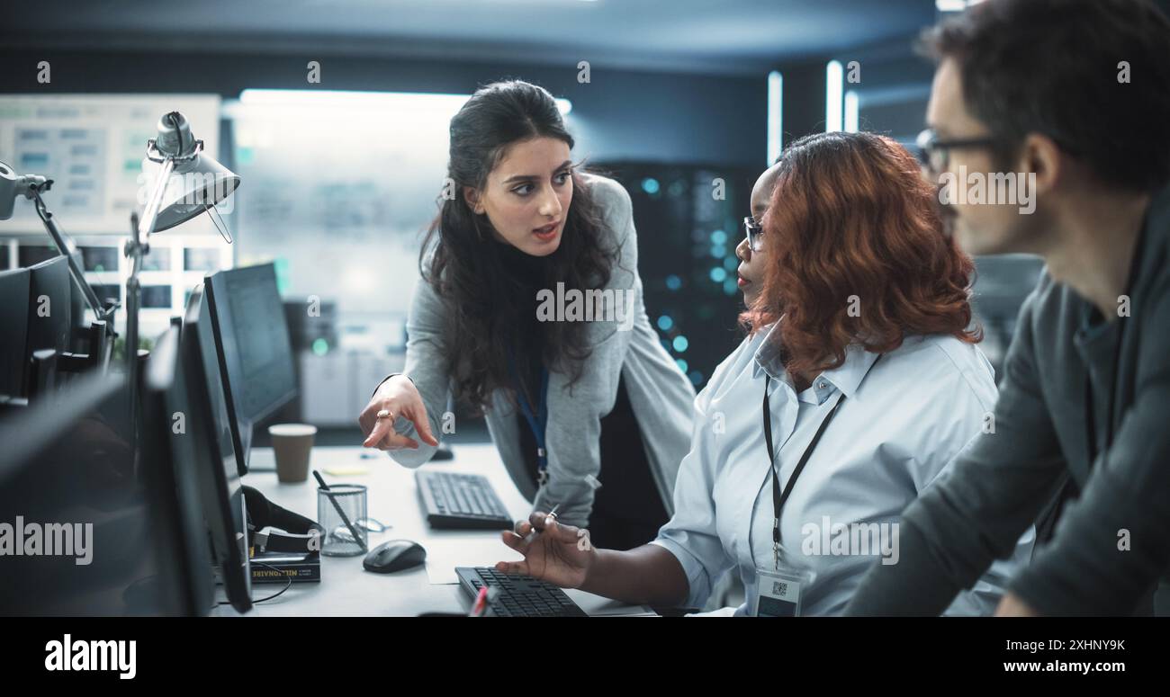 Black male female developers hi-res stock photography and images - Alamy
