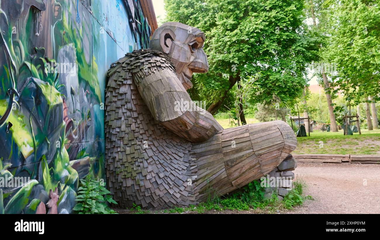 Green George by Thomas Dambo Stock Photo - Alamy