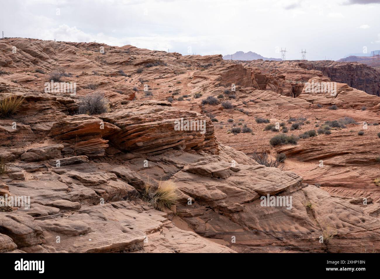 Red rock sandstone formations at the Glen Canyon Dam overlook - Page ...
