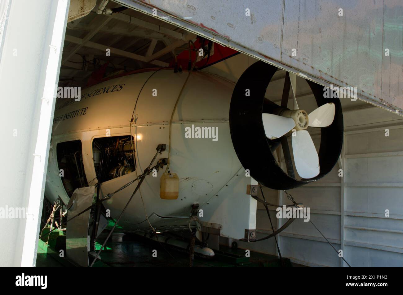 Mir submersible under cover aboard the Russian research ship Akademik ...