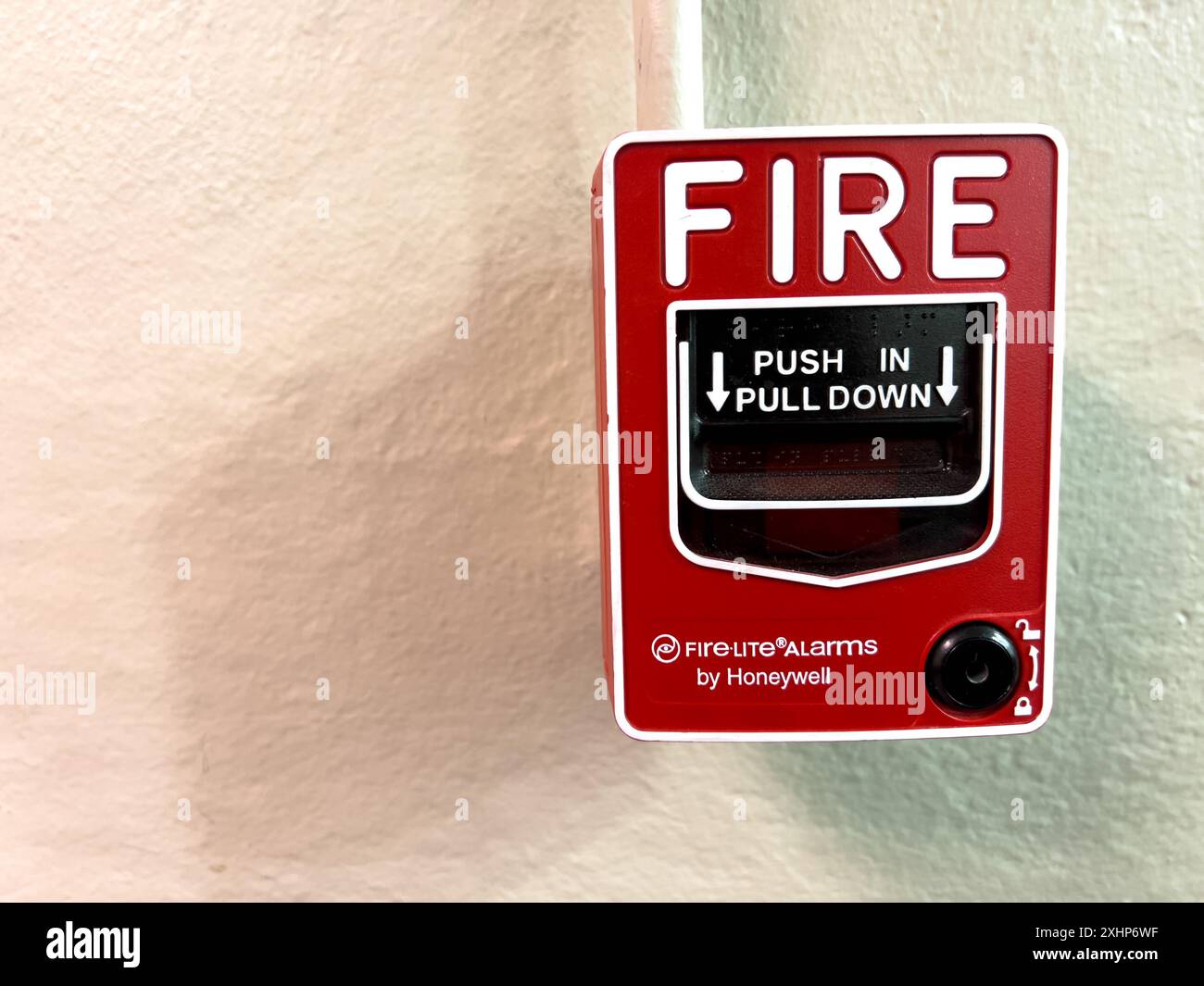 Honeywell security hi-res stock photography and images - Alamy