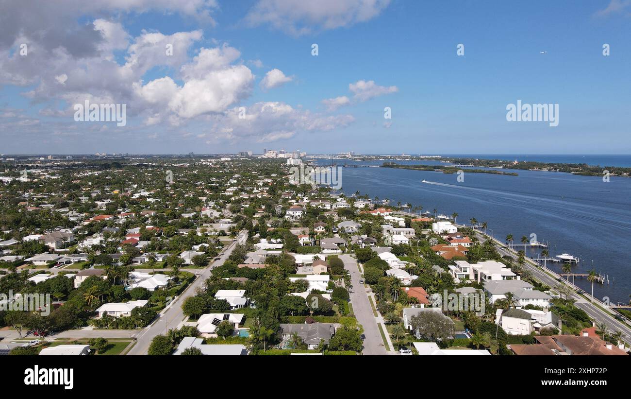 The West Palm Beach, Florida intracoastal waterway coastline as seen ...
