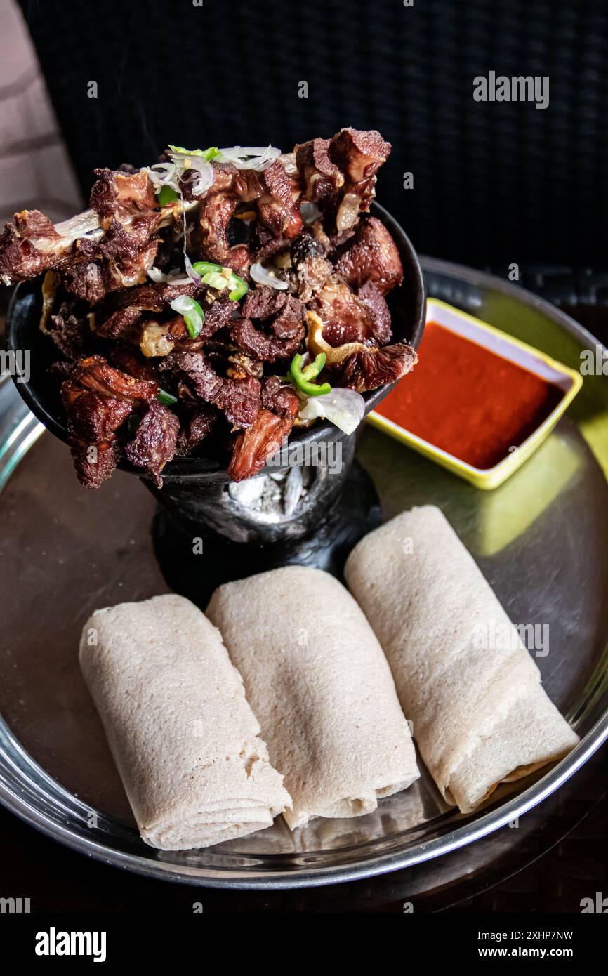 Ethiopian food injera hi-res stock photography and images - Alamy