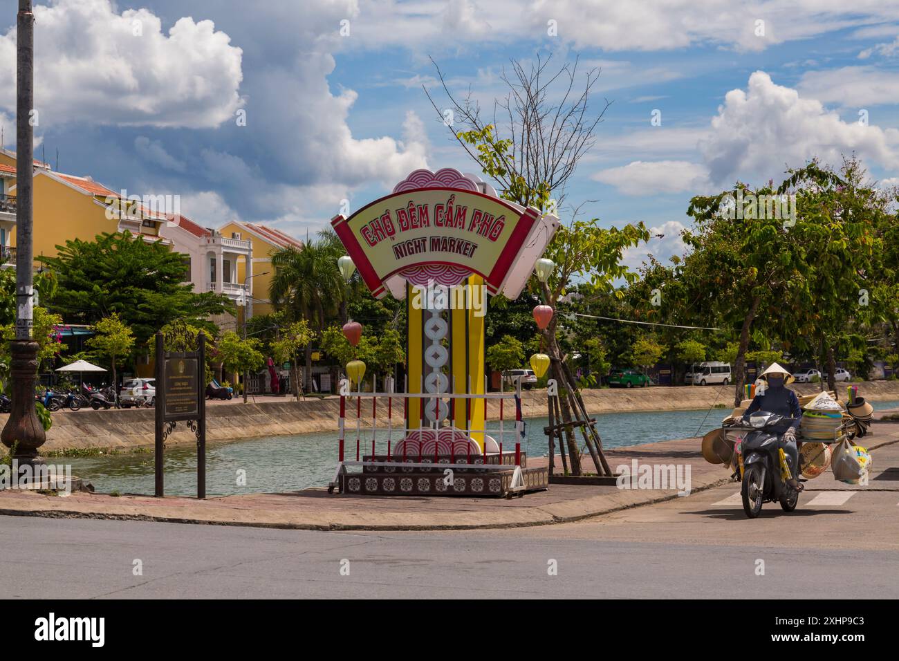 Cho Dem Cam Pho Hoi An Night Market sign at Hoi An, Hoian, Central ...