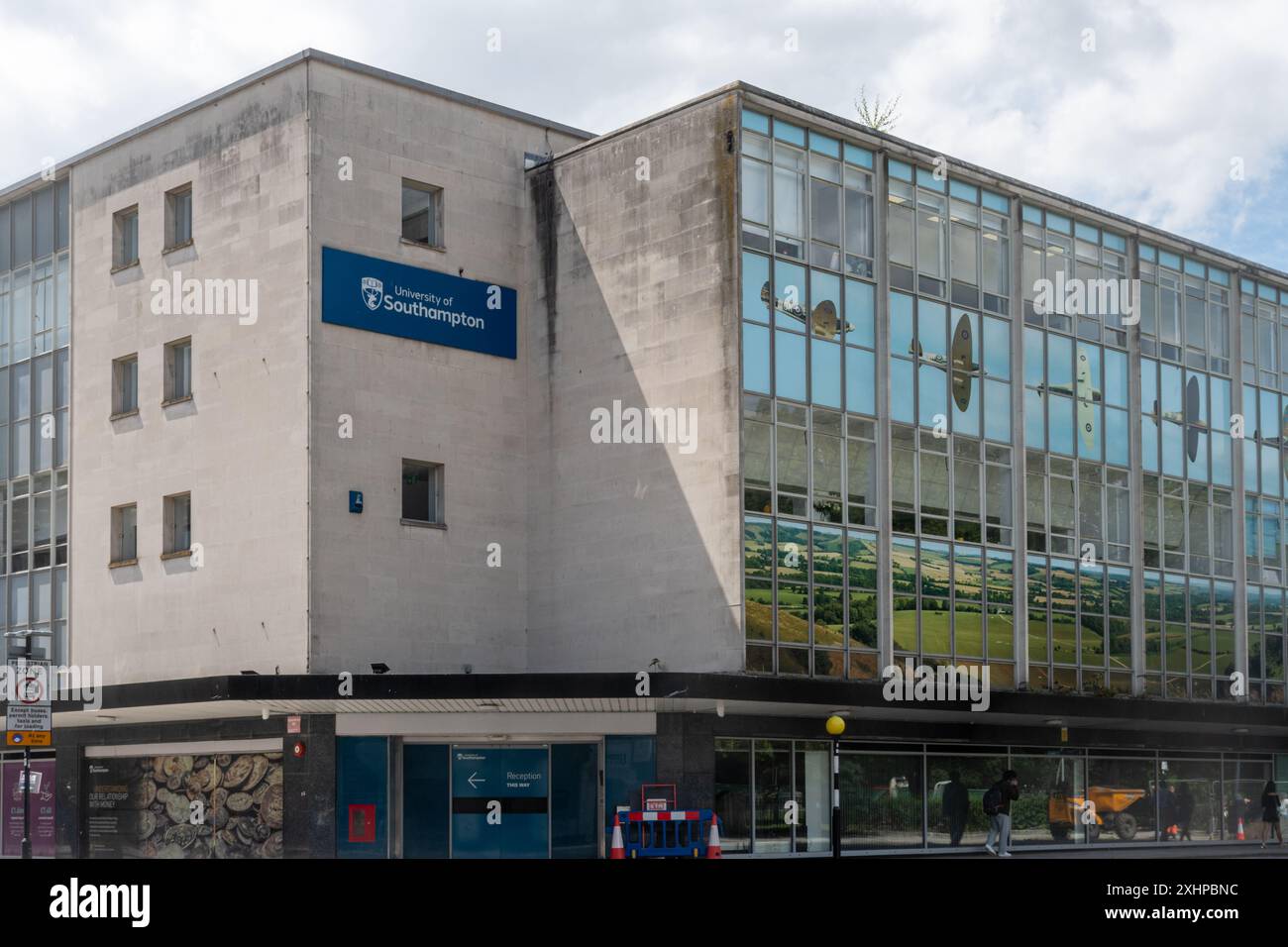 University of Southampton sign on building at number 1 Guildhall Square ...