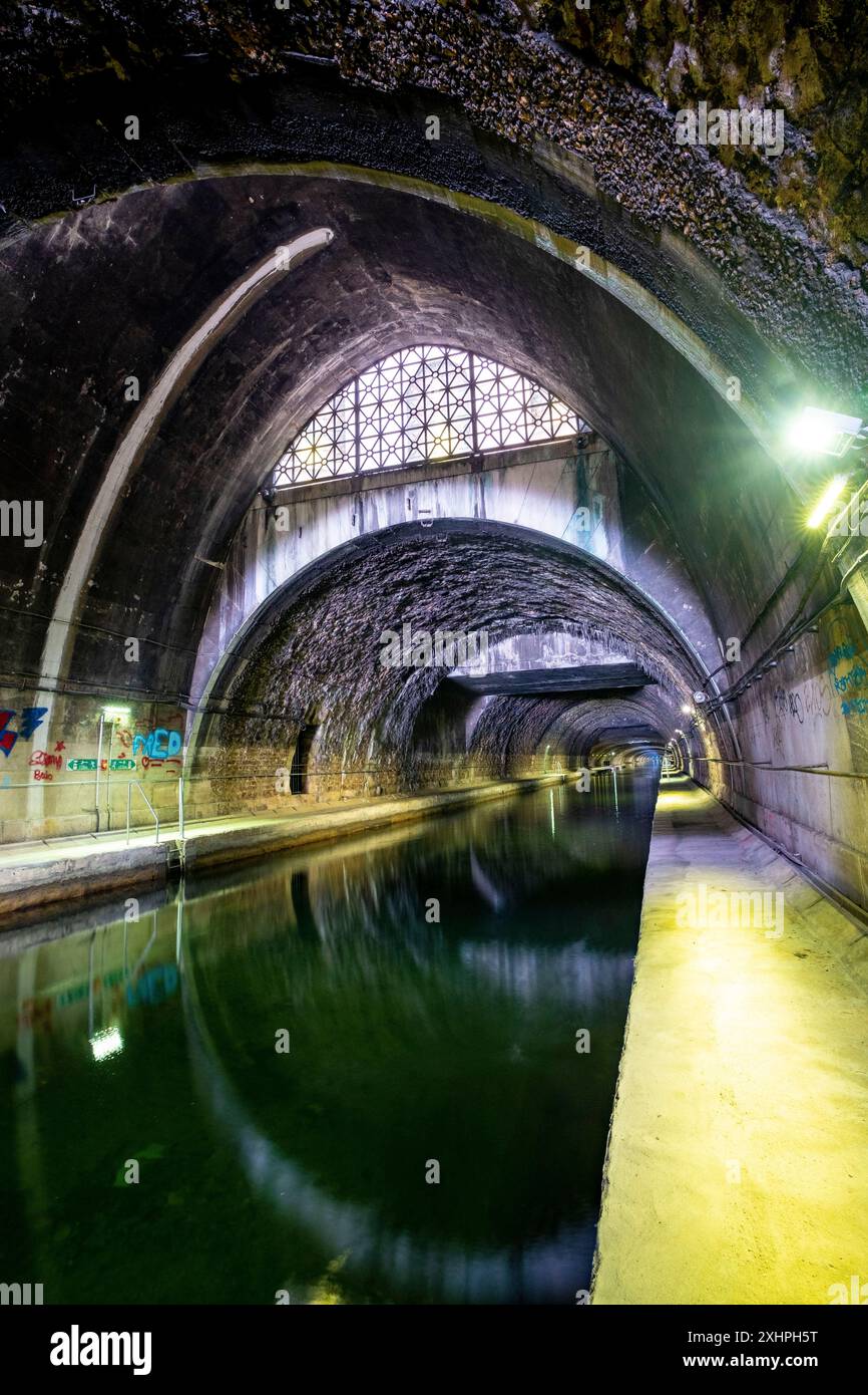 France, Paris, the underground vault of the Canal Saint Martin ...