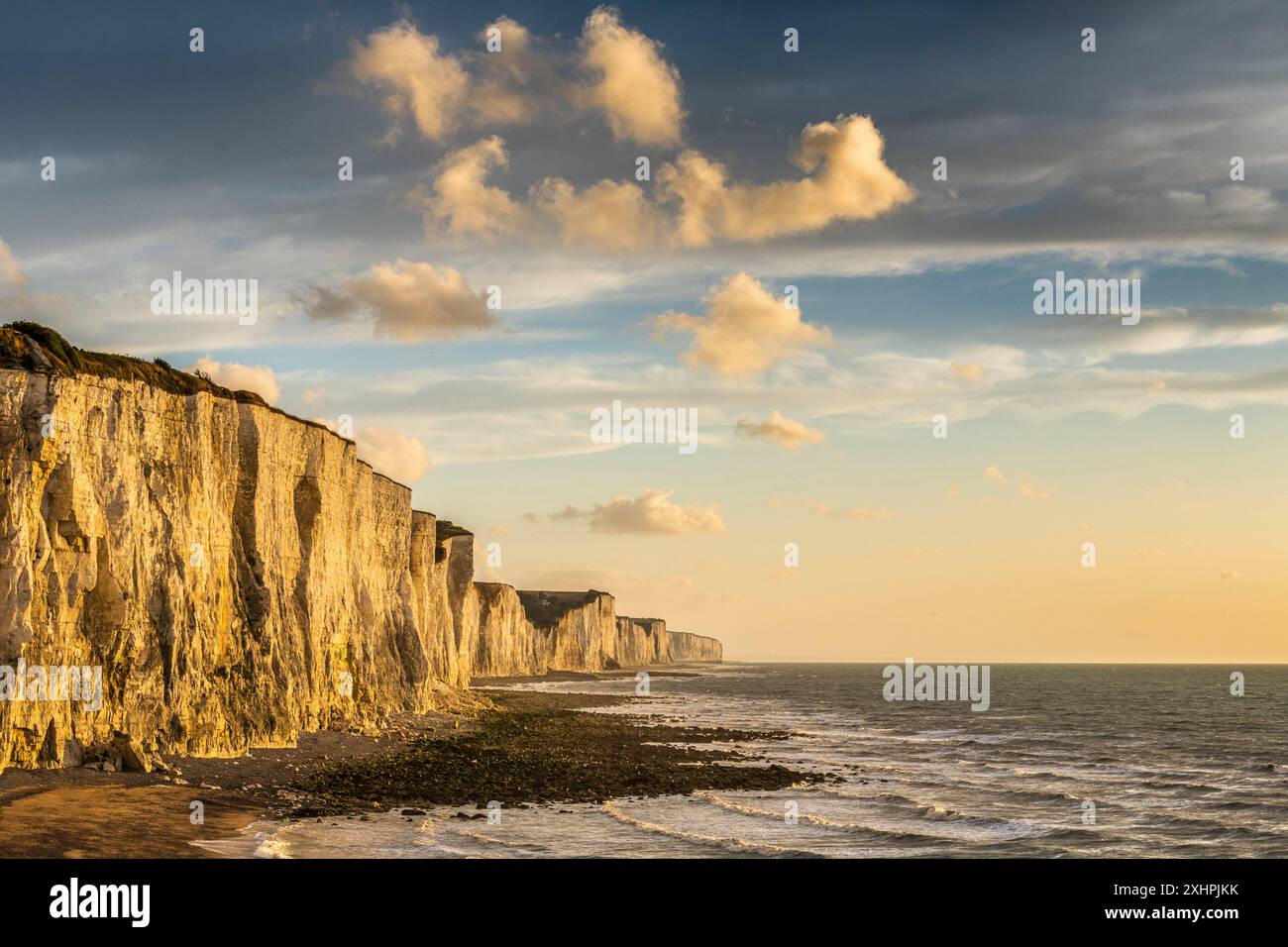 France, Somme, Baie de Somme, Ault, An evening at the foot of the ...