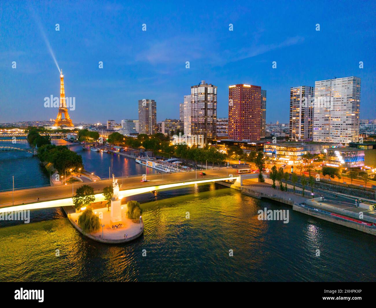 France, Paris, the banks of the Seine, the Front de Seine district, the ...