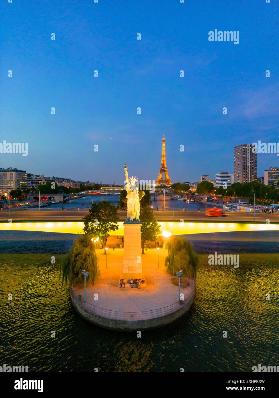 France, Paris, the banks of the Seine, the Front de Seine district, the ...