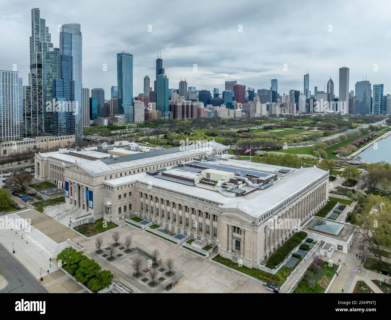 Wrigley building chicago aerial hi-res stock photography and images - Alamy