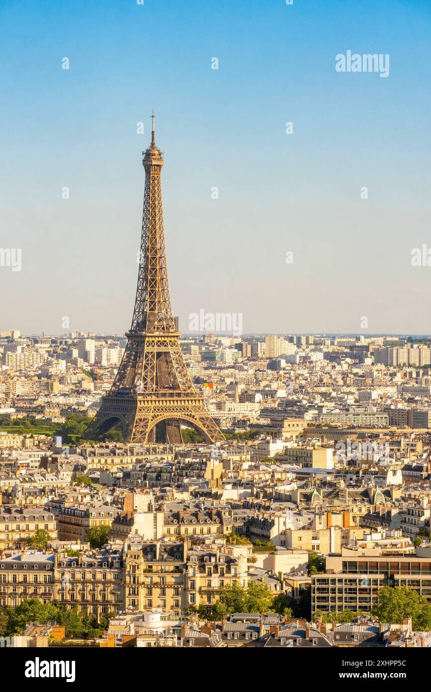 France, Paris, general view with the Eiffel Tower Stock Photo - Alamy
