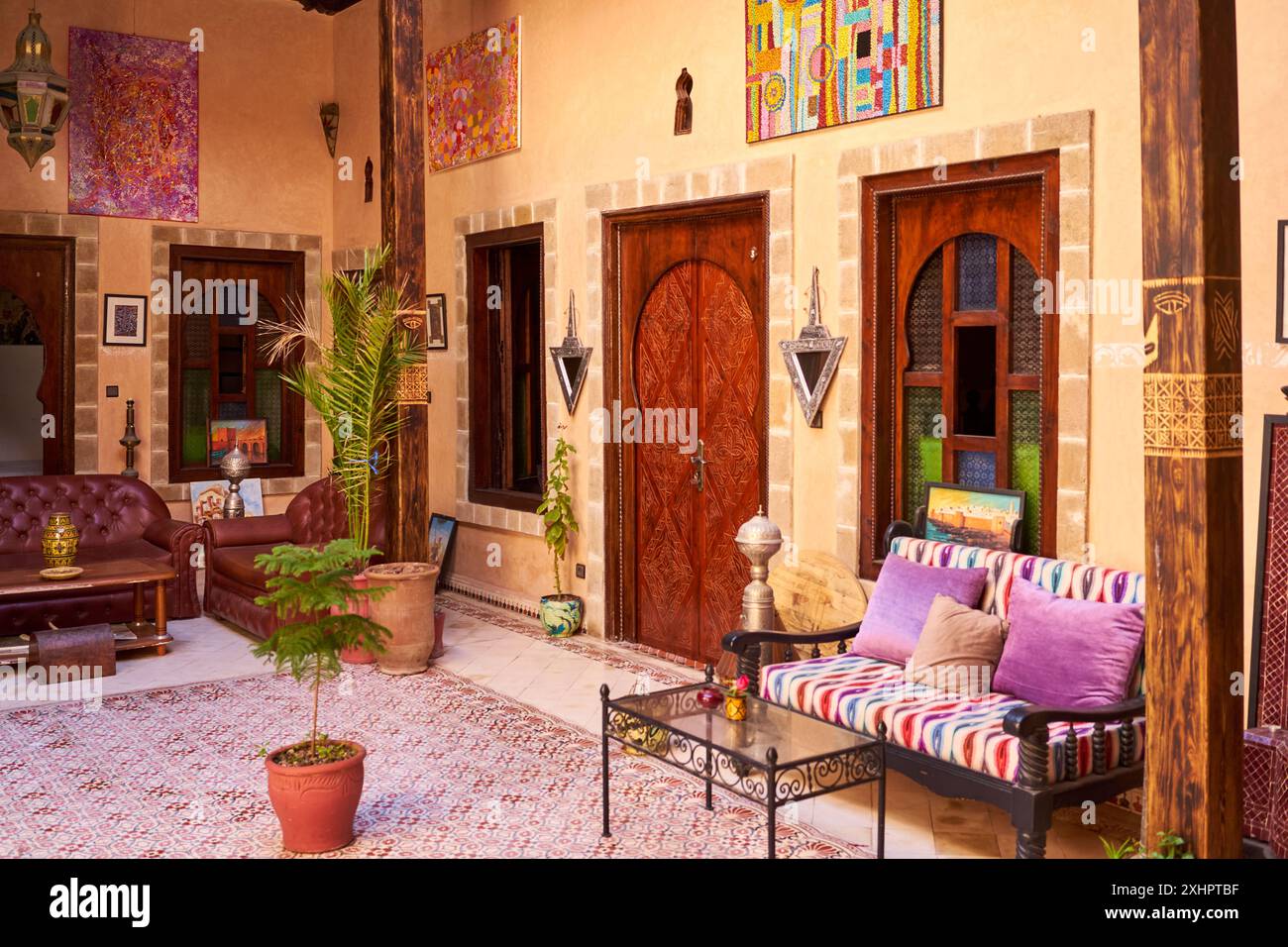 Traditional moroccan cushions hi-res stock photography and images - Alamy