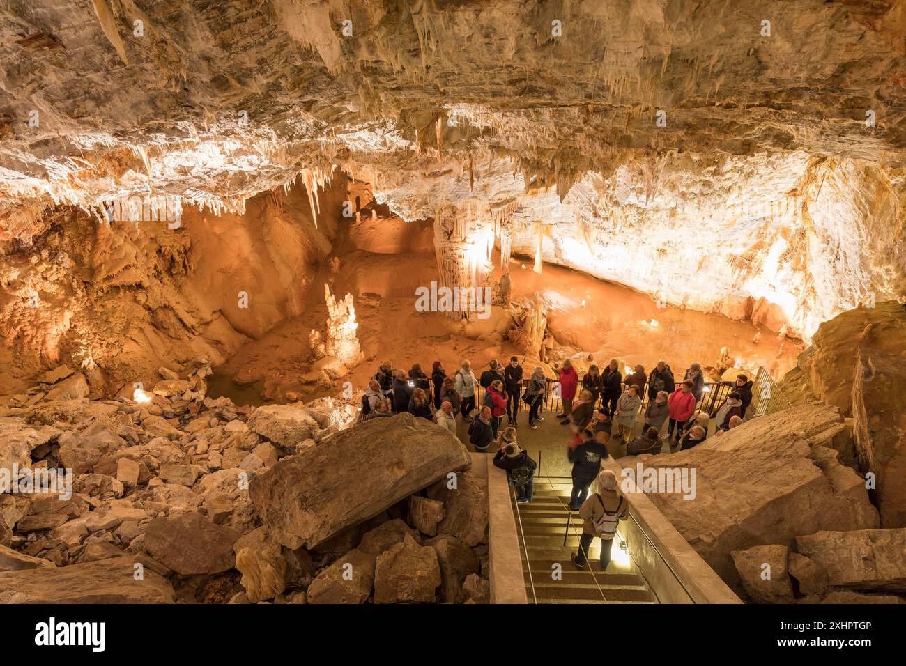 France, Aude, Cabrespine, Cabrespine giant chasm, salle rouge Stock ...