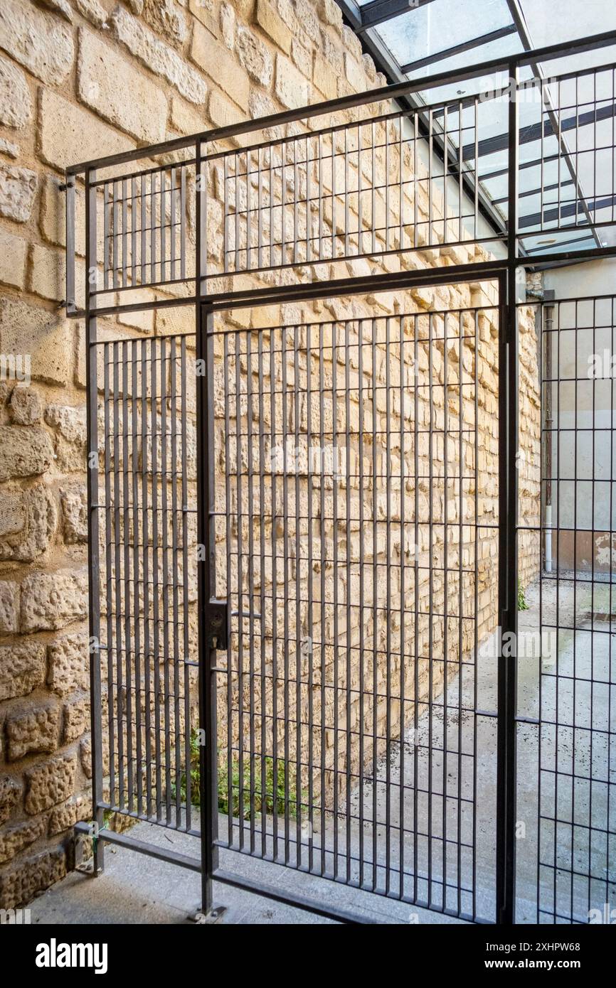 France, Paris, fire station on the corner of Jacques Henri Lartigue and ...