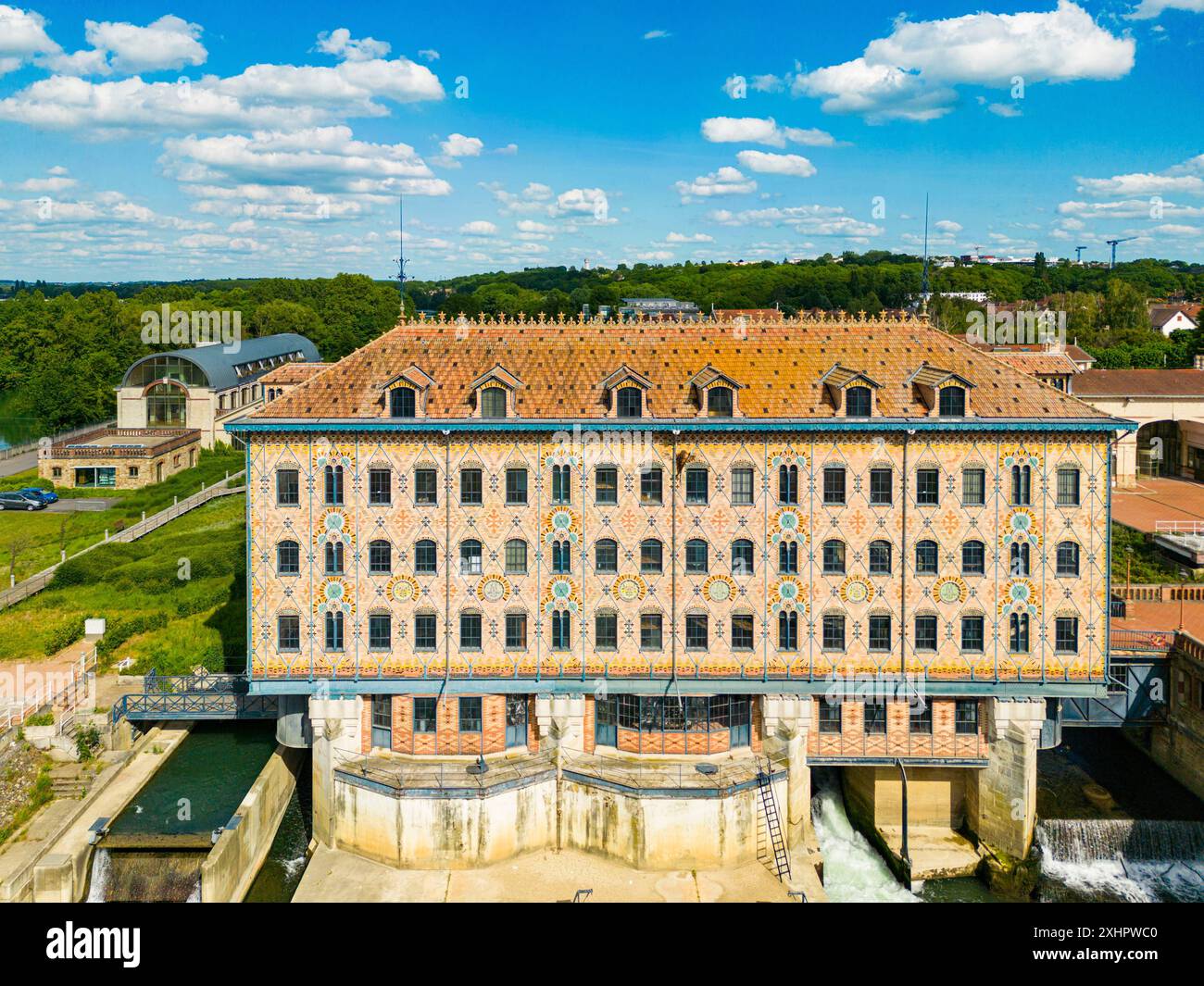 Menier chocolate factory at noisiel hi-res stock photography and images ...