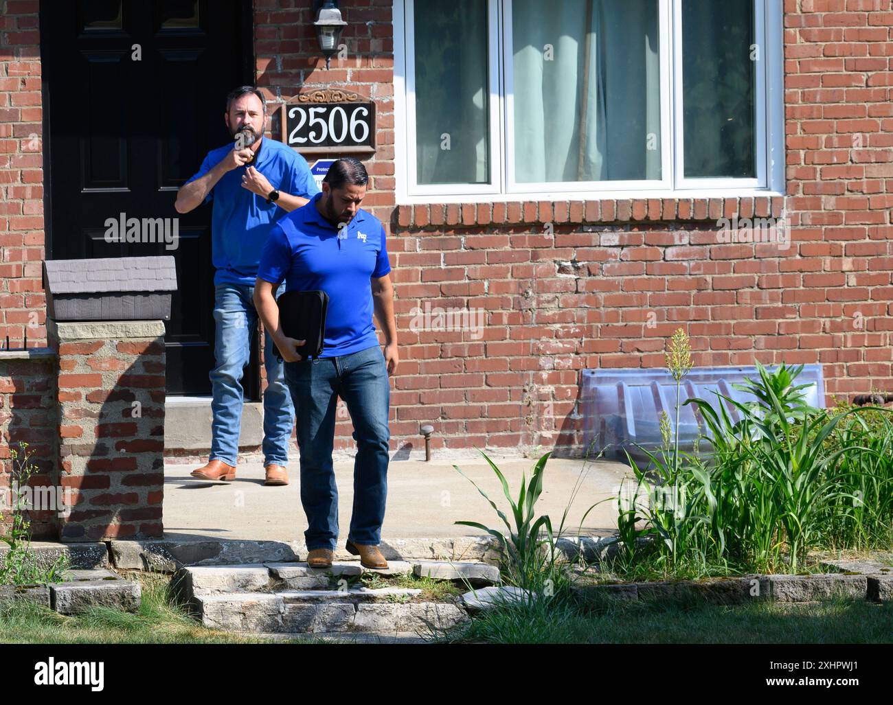 Pittsburgh, United States. 15th July, 2024. Investigators depart the ...
