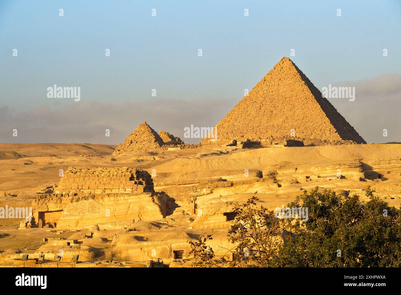 Egypt, Cairo, Giza, listed as World Heritage by UNESCO, the Menkaure ...